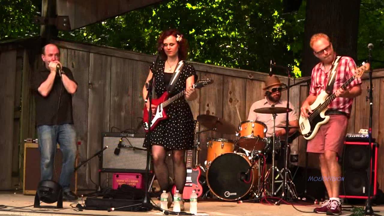 Erin Harpe and the Delta Swingers win the Boston Blues Challenge | Live ...